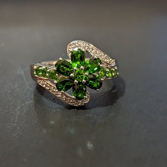 Jewelry | Size 6 Flower Shaped Russian Chrome Diopside Ring With White ...